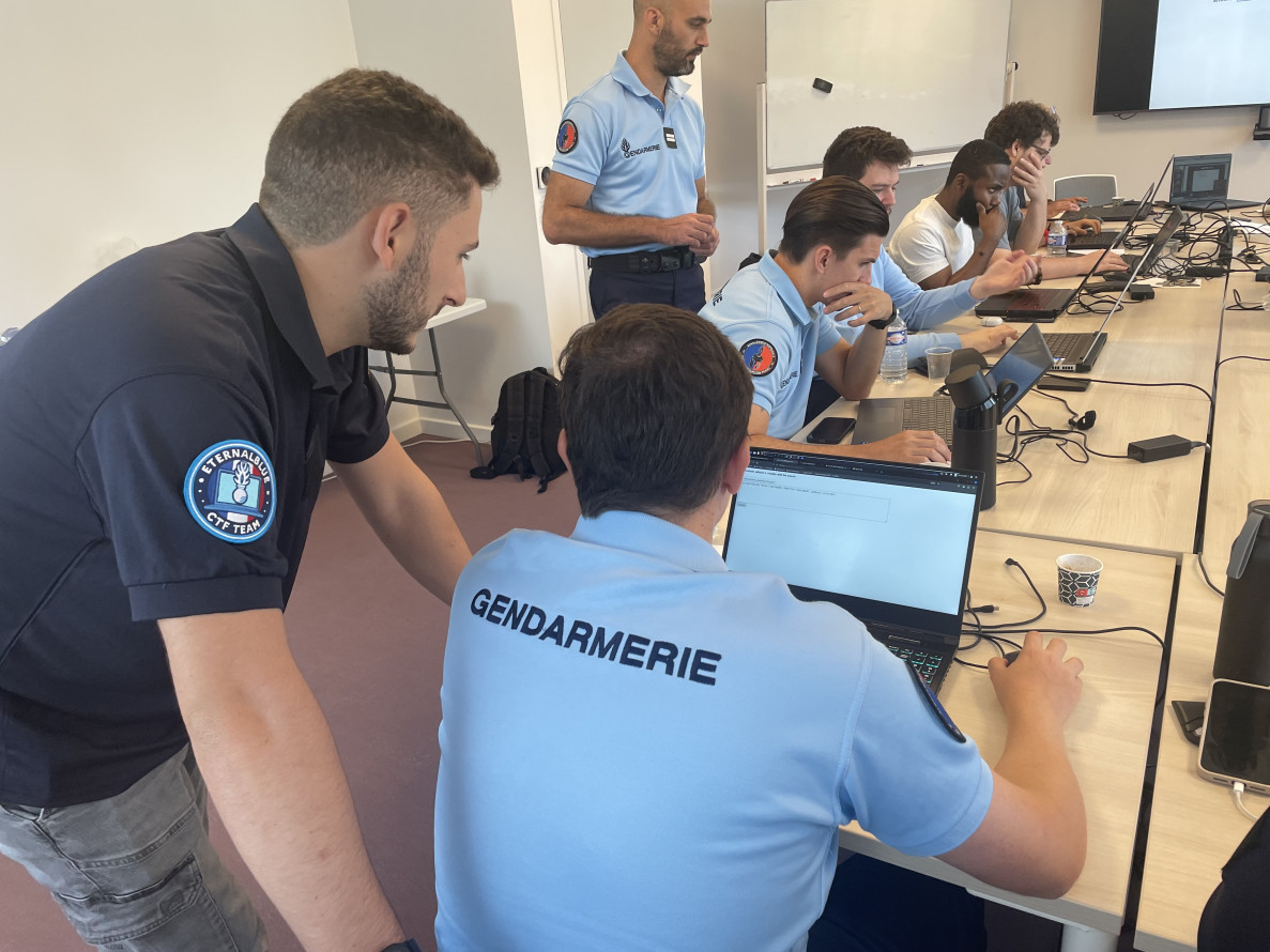 EternalBlue, l’équipe de Capture The Flag de la Gendarmerie nationale ...