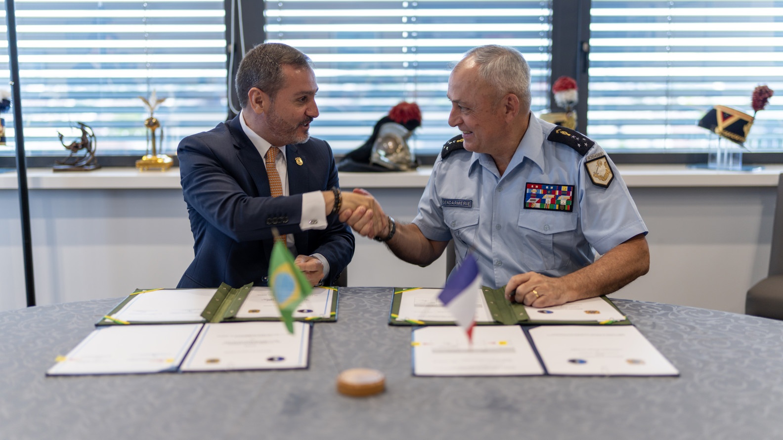 Le Directeur général de la Gendarmerie nationale rencontre le Directeur ...