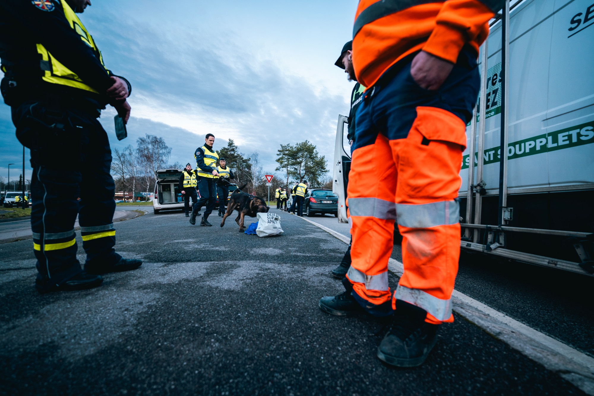 Axes routiers, ferrés, aériens et fluviaux : une manœuvre globale de ...